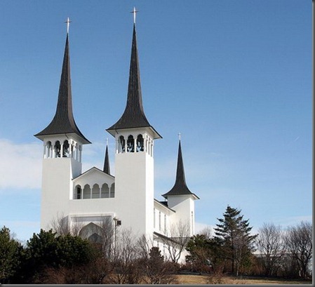 Keep Talking: 19 Most beautiful churches and endowments in the world